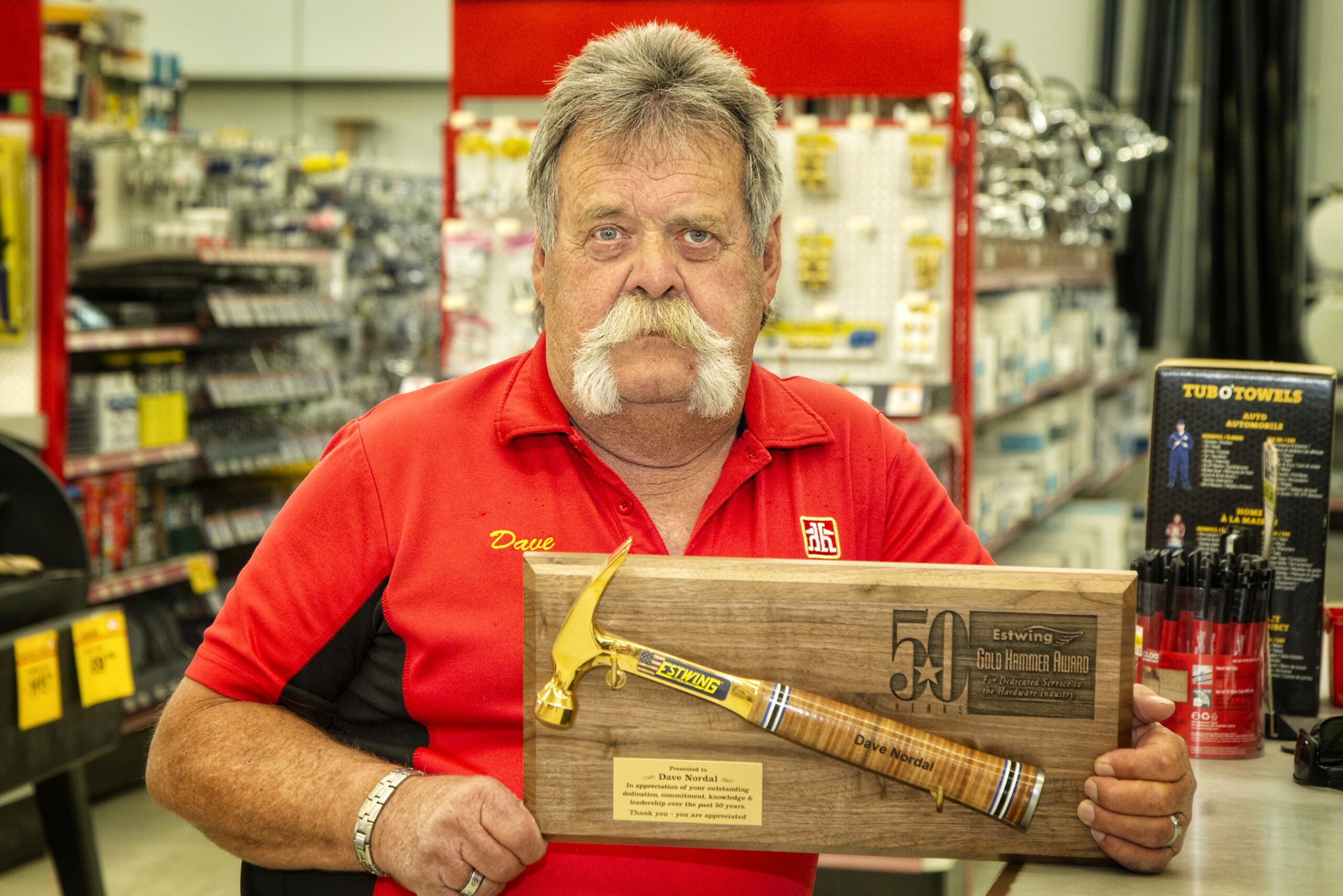 Dave Award-01 | Hardware Retailing